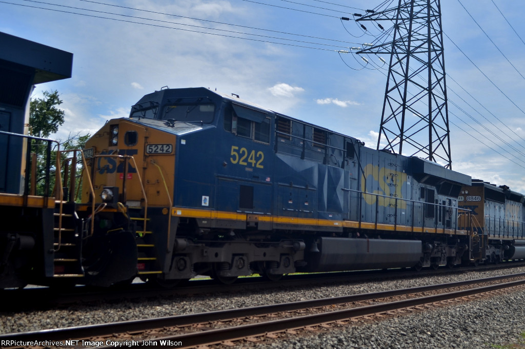 CSX 5242